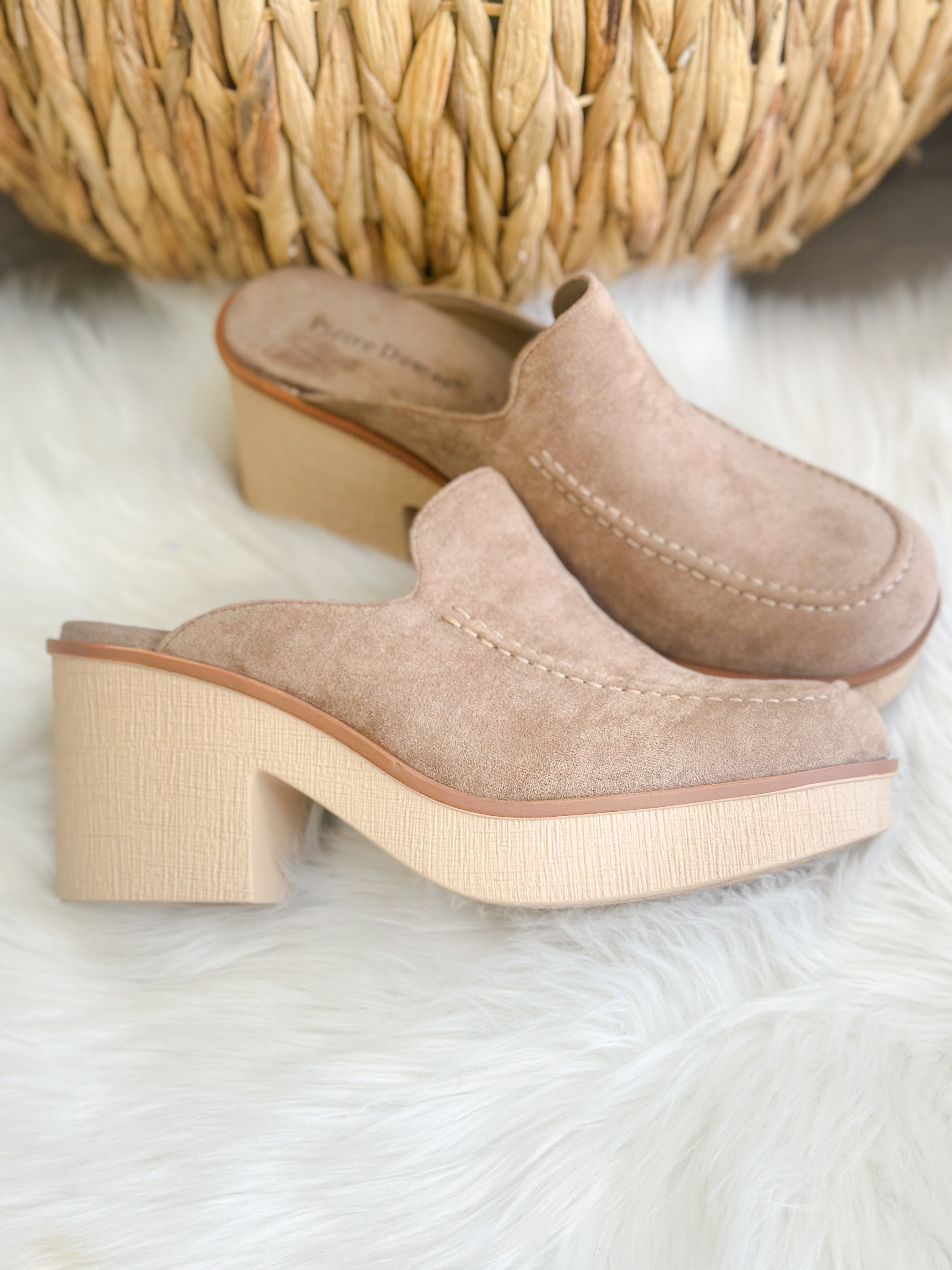 Shop Sale at Funky Shoes Laurel | Funky Shoes Laurel
